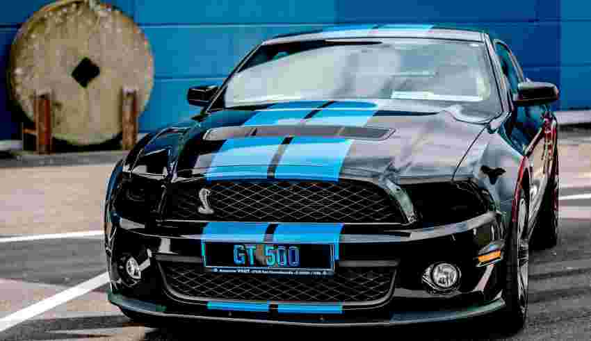 Ford Mustang, a więc kultowy amerykański wóz